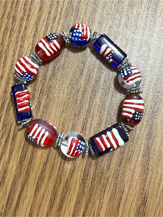 Jewelry | July 4 Patriotic Bead Bracelet Each Bead Has A Painted Flag 8 ...